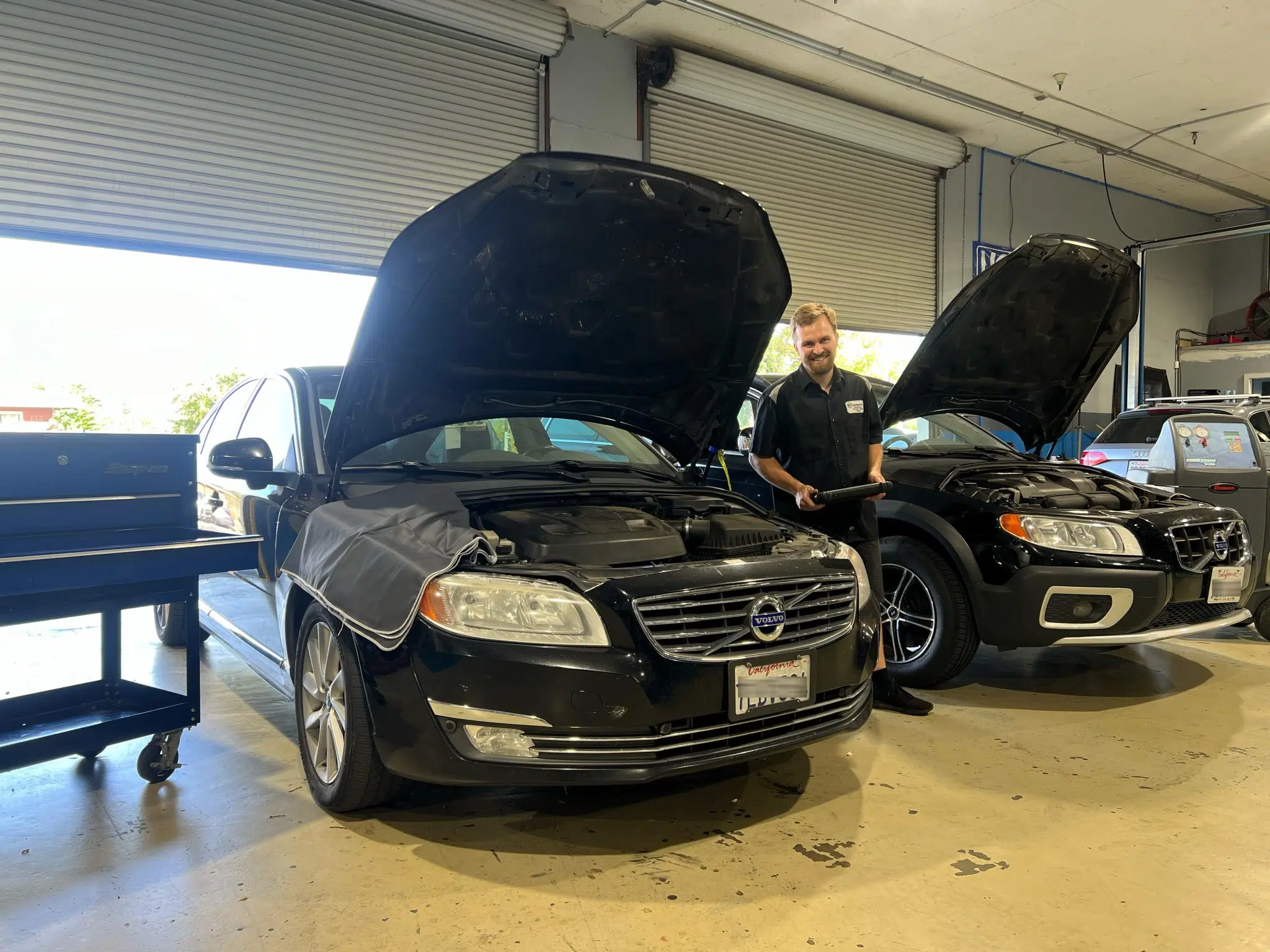 Volvo Mechanics - Volvo Auto Repair, Oil Changes, Alignment